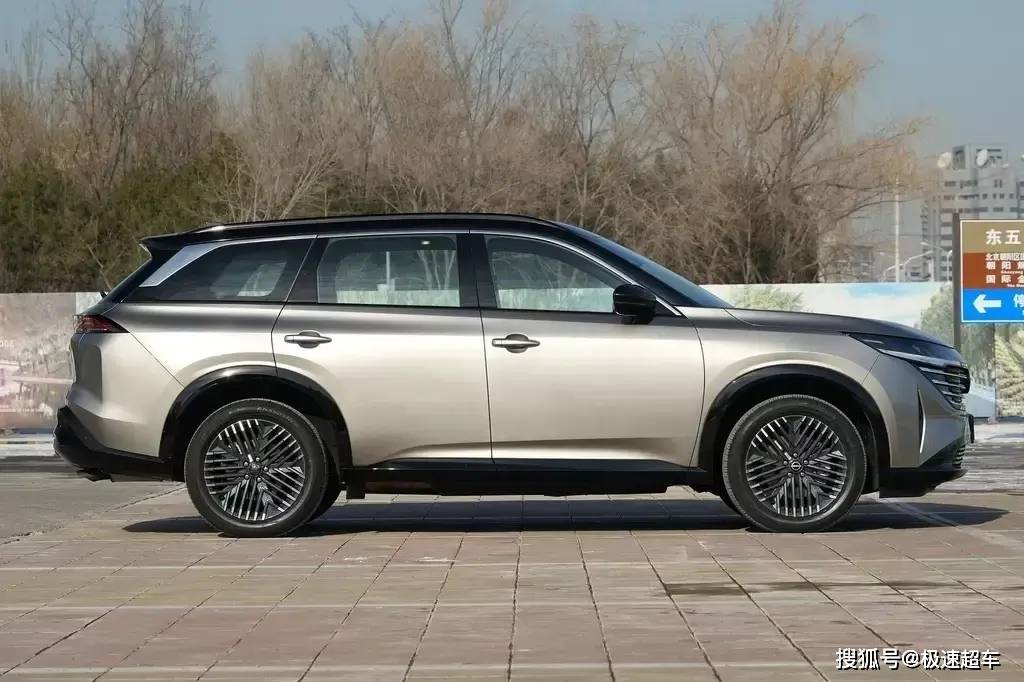 竞逐丰田汉兰达！日产陆放终于登场，2.0T+9AT，空间表现出色_搜狐汽车_搜狐网