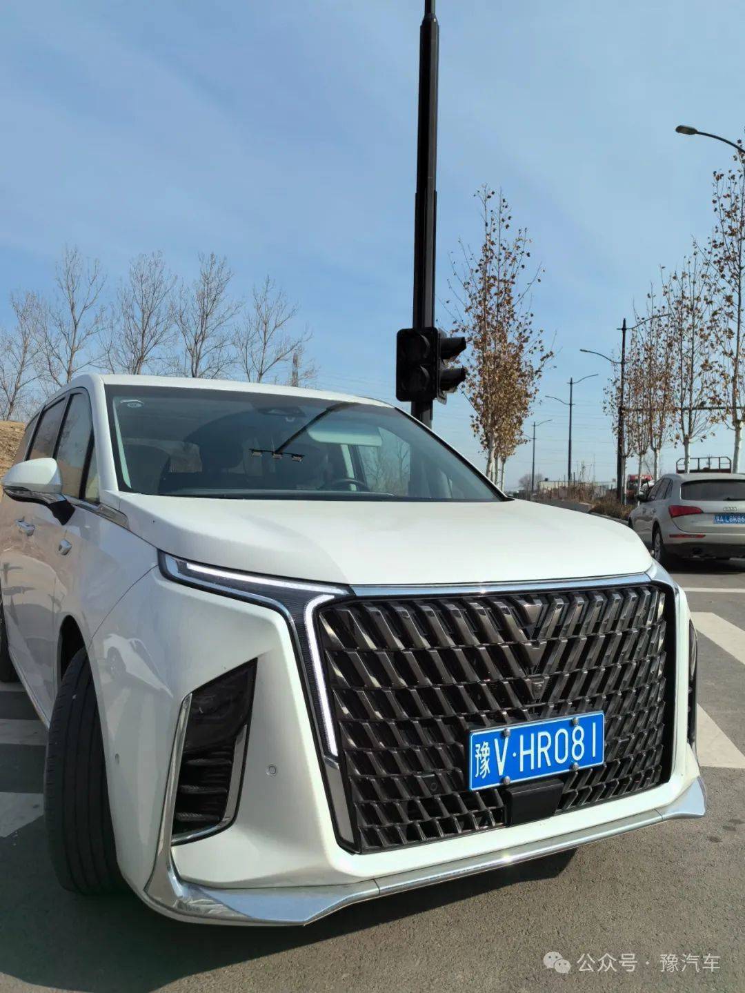 人人都是VIP “新派豪华MPV”上汽大通MAXUS G90实拍_搜狐汽车_搜狐网