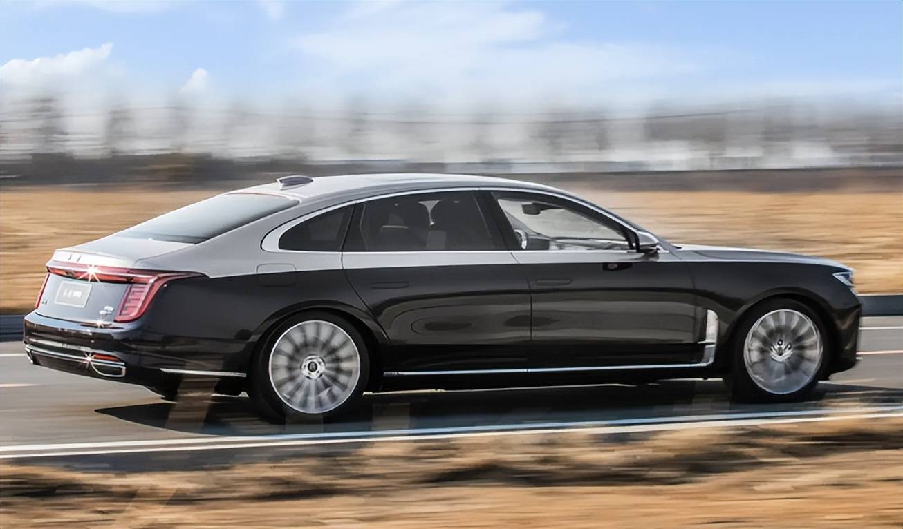 红旗H9：C级豪车新标杆，252马力彰显良心，降价后更胜雅阁一筹_搜狐汽车_搜狐网