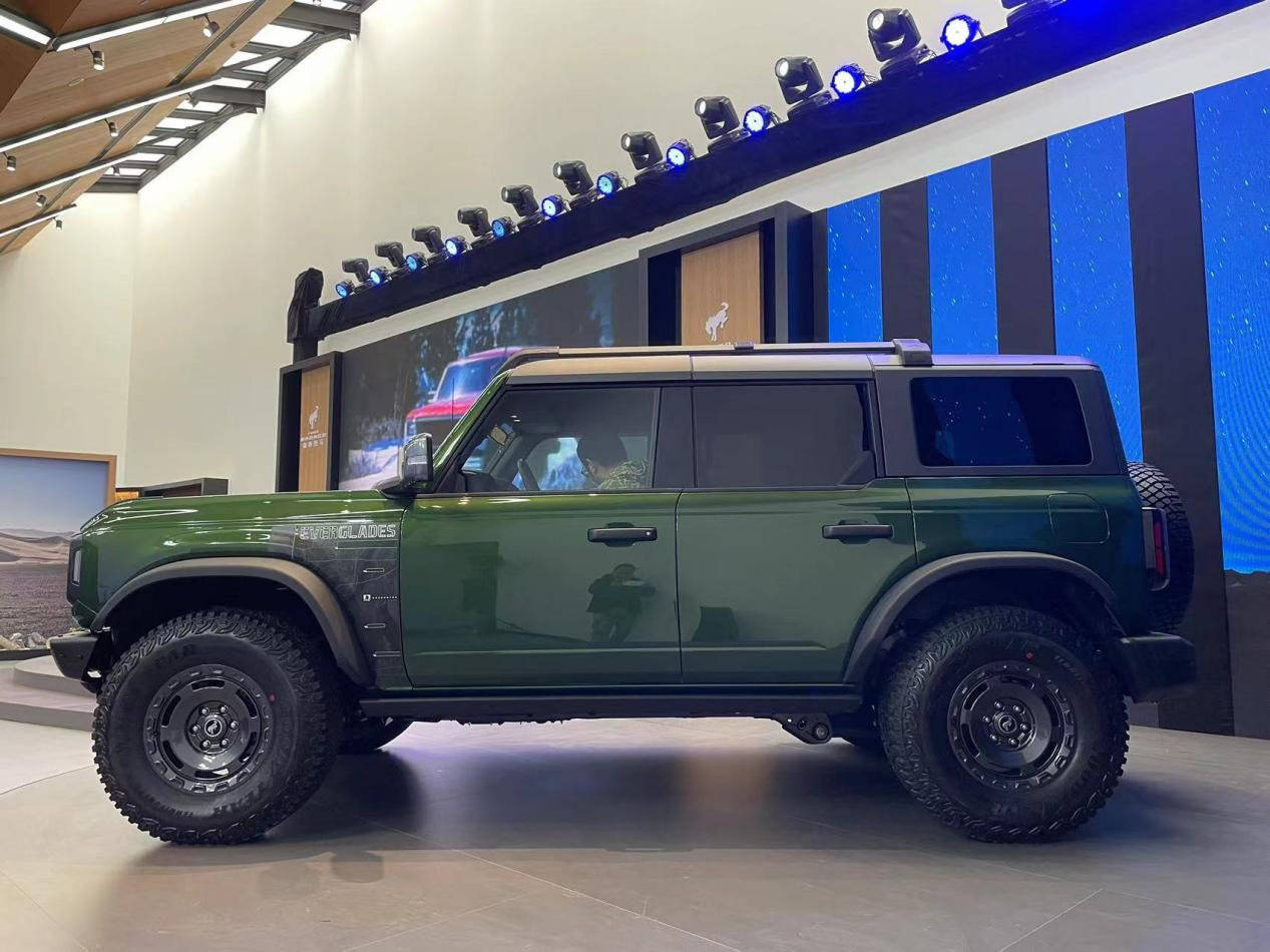 这才是“真男人”之车！国产Bronco亮相，压力给到了谁？_搜狐汽车_搜狐网