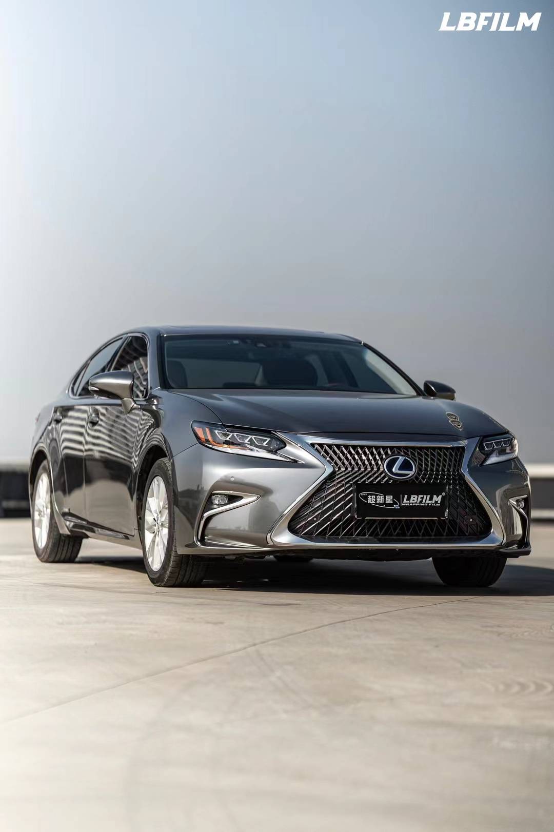 雷克萨斯ES300h-LB改色膜液态金属银，高级大气_搜狐汽车_搜狐网