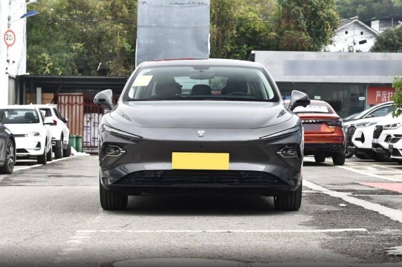 荣威D7 EV深度解读：续航610km，值得你考虑吗？_搜狐汽车_搜狐网