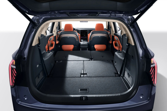 和Q7同级，卖的比Q5便宜，5/6/7座可选，搭2.0T+8AT，25万起_搜狐汽车_搜狐网