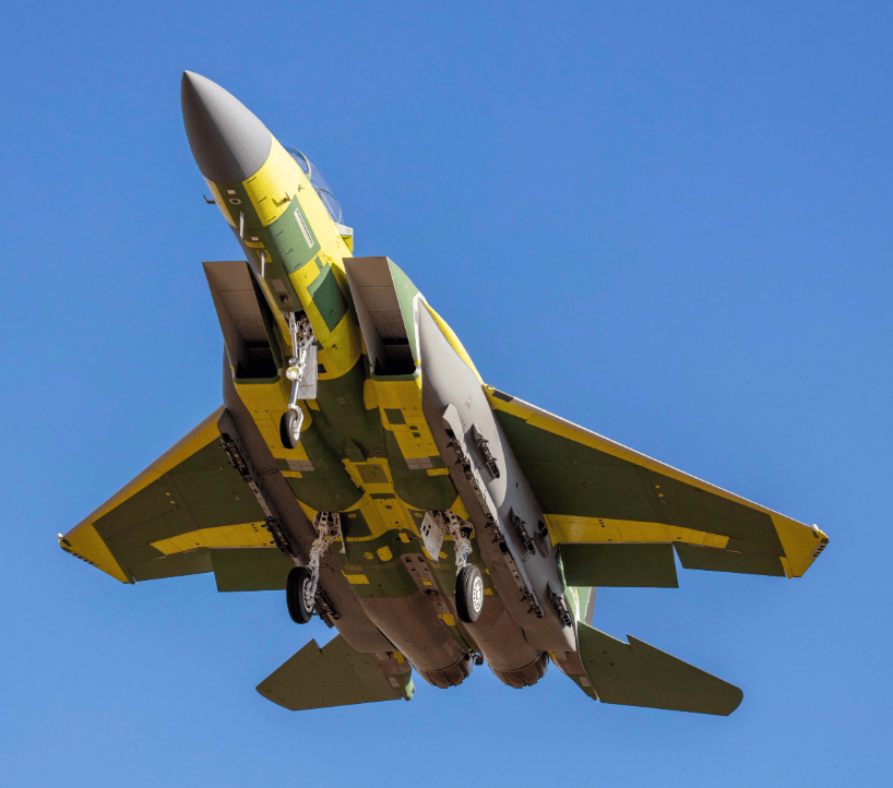 追赶世界第一，歼16和F15EX战机，如何同时挂弹22枚？_挂载_复合_挂架