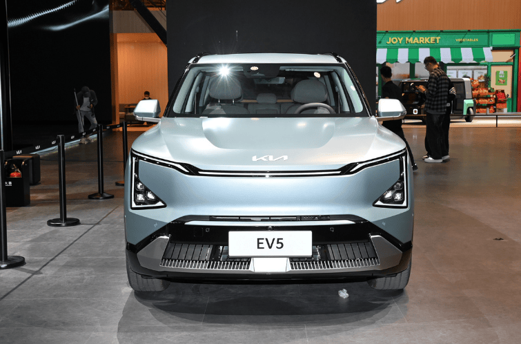 15万级纯电SUV对决，起亚EV5 VS 宋PLUS EV荣耀版_搜狐汽车_搜狐网