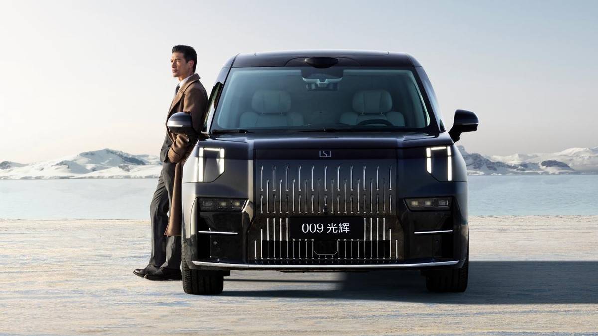 不吹不黑！极氪009光辉仅一个轮毂就暗示了百万级价值_搜狐汽车_搜狐网