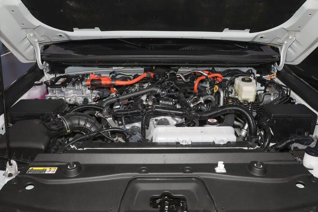 全新丰田普拉多来袭，45.98万起，配2.4T混动+8AT，能否大卖？_搜狐汽车_搜狐网