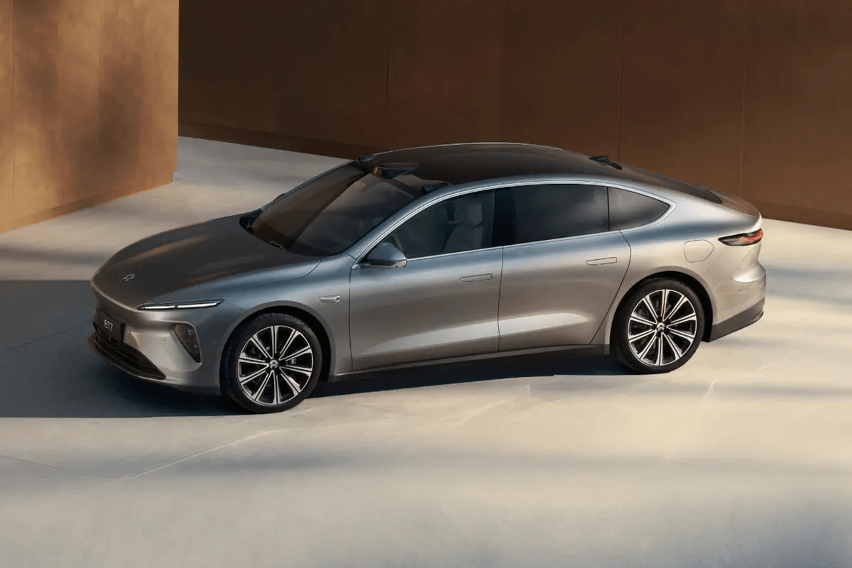 一台ET7行政版，发掘出蔚来的“社会共识”_搜狐汽车_搜狐网