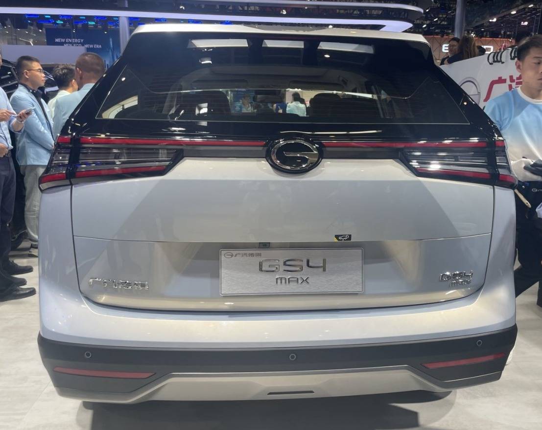 广汽传祺GS4 MAX车展亮相，10万级家用SUV绕不开的选项？_搜狐汽车_搜狐网