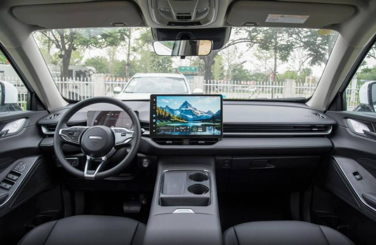 预计9月份上市，全新哈弗H6 Hi4实车曝光，搭载1.5L插混动力_搜狐汽车_搜狐网