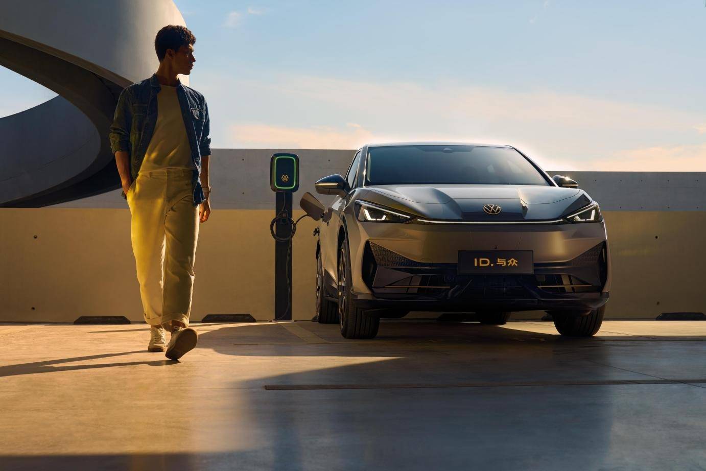 智臻至美，与众不同 大众首款智能电动轿跑SUV ID. 与众正式上市_搜狐汽车_搜狐网