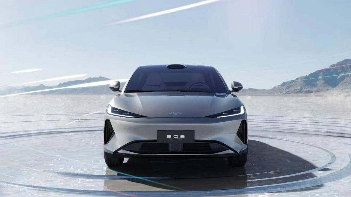 这次是真的很帅 奇瑞风云E05官图发布_搜狐汽车_搜狐网