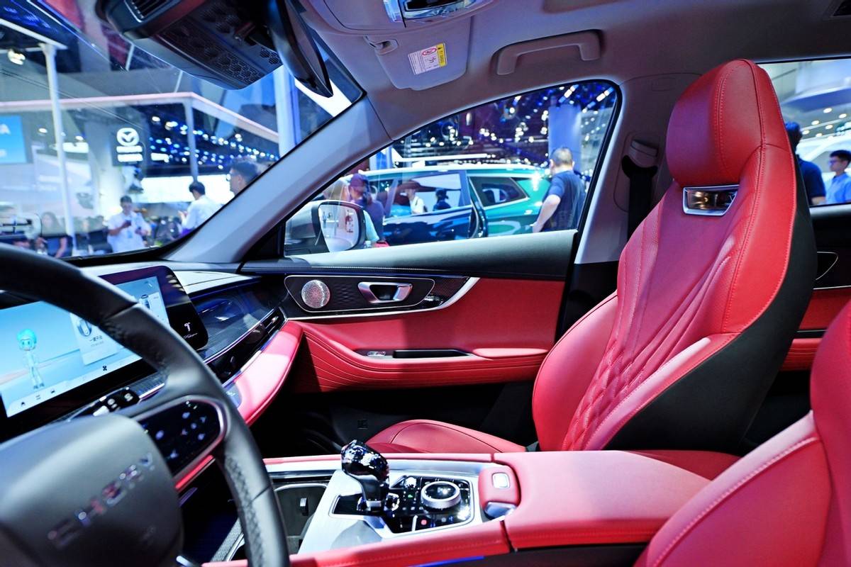 10万级SUV首搭8AT，2025款瑞虎7 PLUS化身成都车展“内卷王”_搜狐汽车_搜狐网