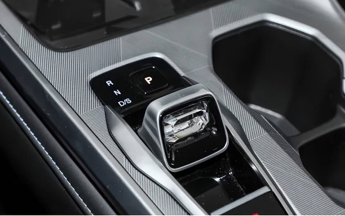 售价10.88万元 广汽传祺GS3·影速新增劲智MAX版_搜狐汽车_搜狐网