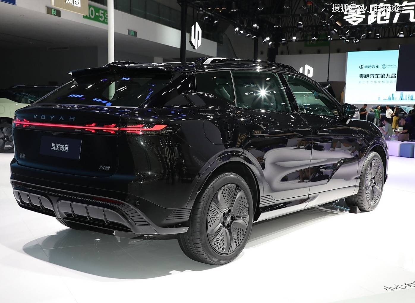 全新纯电中型SUV预售20.99万起，搭载800V+5C闪充，配无边框车门_搜狐汽车_搜狐网