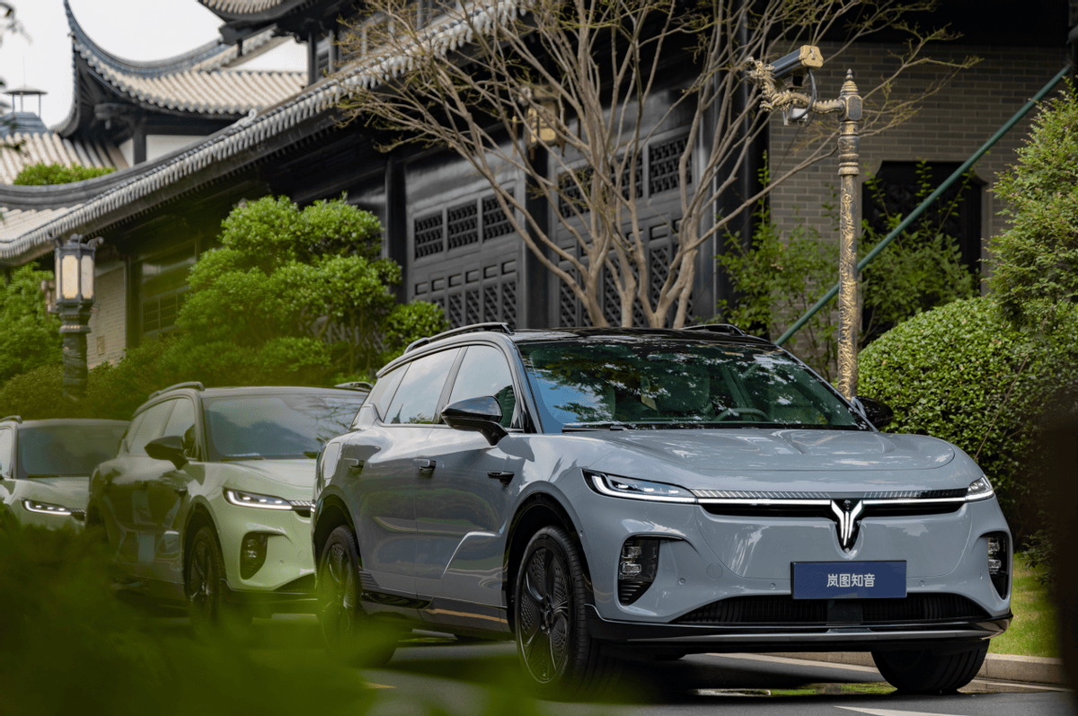 纯电家用SUV大混战 岚图知音/极氪7X/乐道L60谁才是性价比之王_搜狐汽车_搜狐网