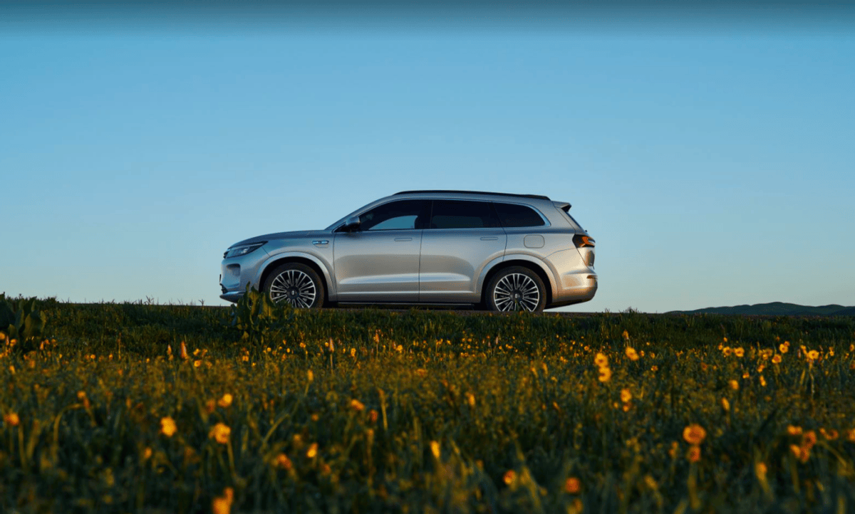 25万级中大型SUV极限二选一，问界新M7 Pro PK Model Y_搜狐汽车_搜狐网