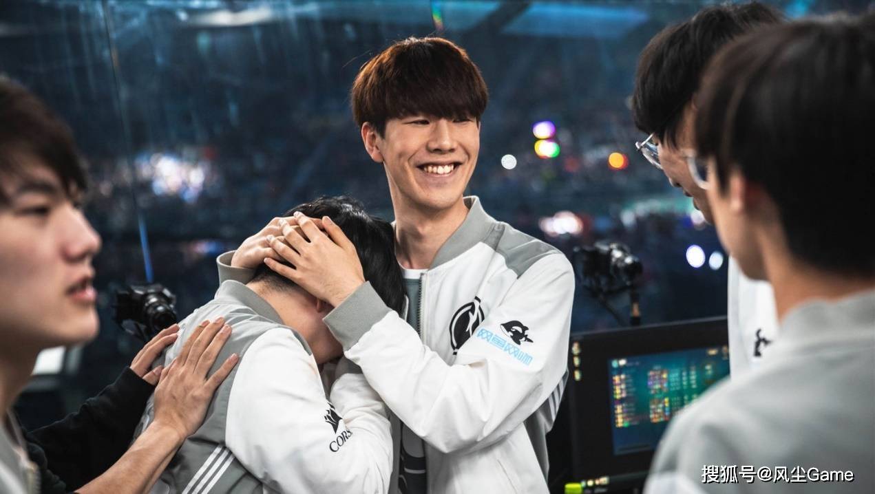 WBG新赛季只留Tarzan！朱开爆料转会新情况：AL正在联系369跟小虎_选手_官宣新_续约