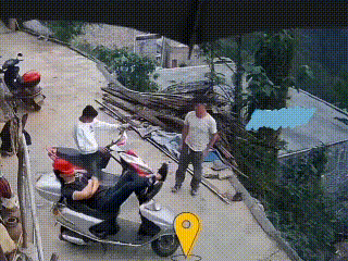 搞笑GIF:看，这不就是现实版的《黑神话：悟空》嘛！_儿子_老婆_磁铁