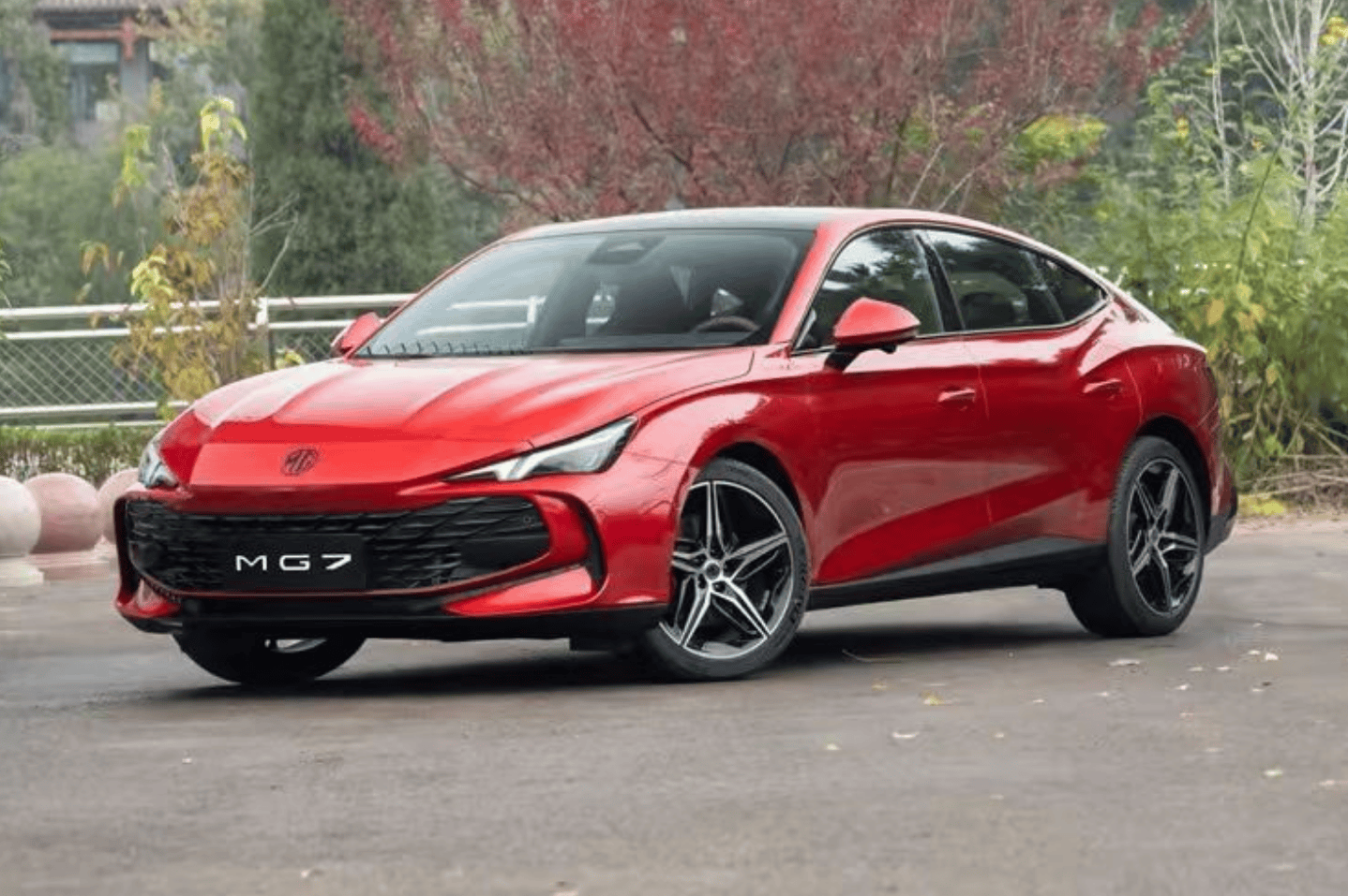 限时一口价11.29万元起，MG7 2025款打造B级运动轿车新标杆_搜狐汽车_搜狐网