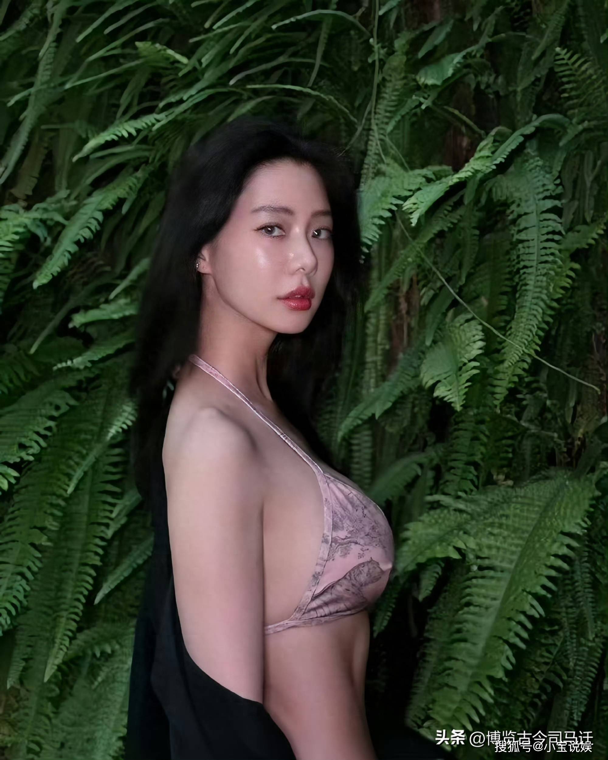 魔女克拉拉，“亚洲第一美女”名不虚传_电影_事业_女郎