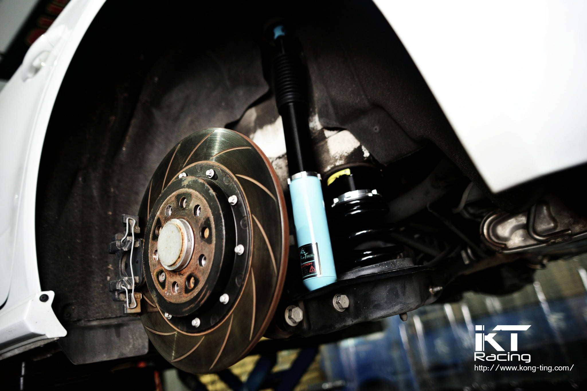 奥迪 A3：台湾 KT 绞牙避震带来的卓越改装体验_搜狐汽车_搜狐网