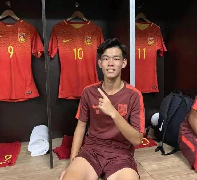 中国U21男足20轻取伊朗U20，展现出色竞技状态_何小珂_U20男足_比赛