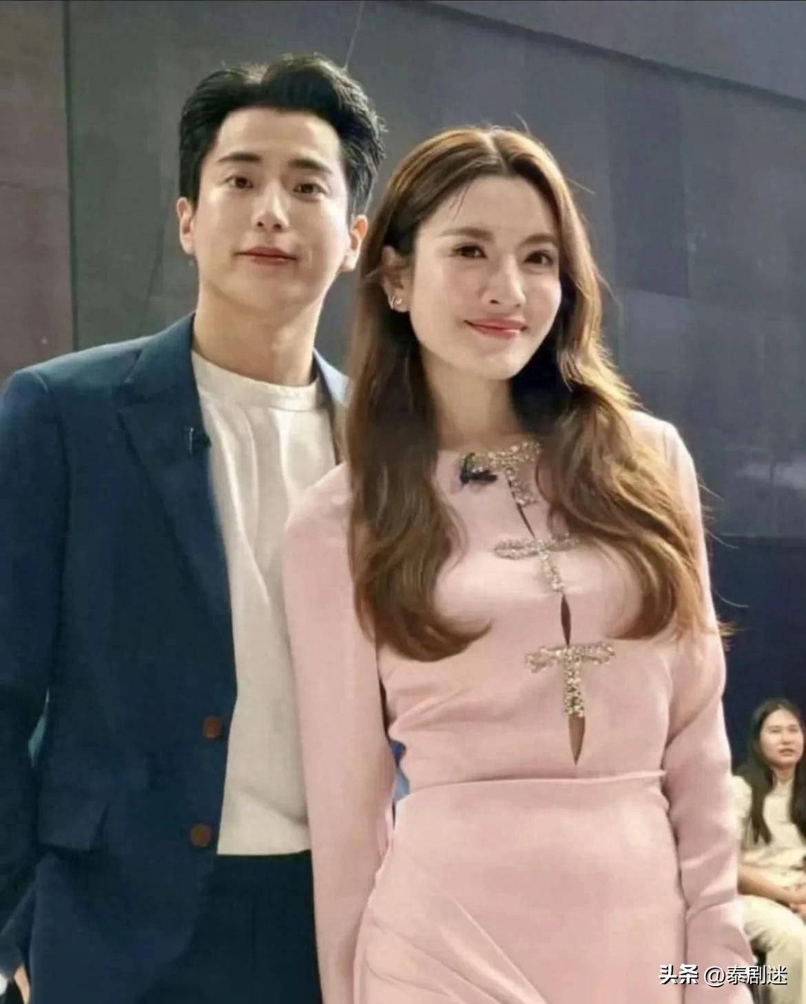 泰星Aff、Nonkul婚礼现场超甜，Aff首次揭秘对小男友的心动原因_年龄_Peamai_节目