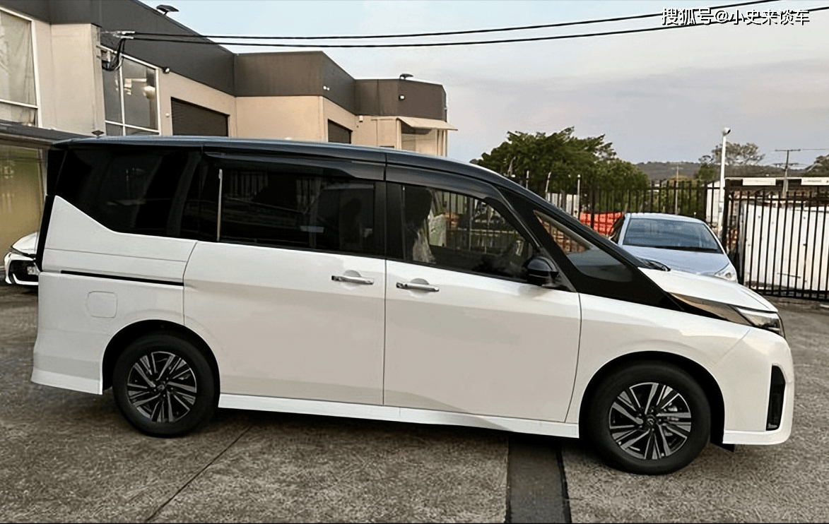 全新日产中型MPV街头现身！豪华外观或不超14万，配1.4T混动+四驱_搜狐汽车_搜狐网