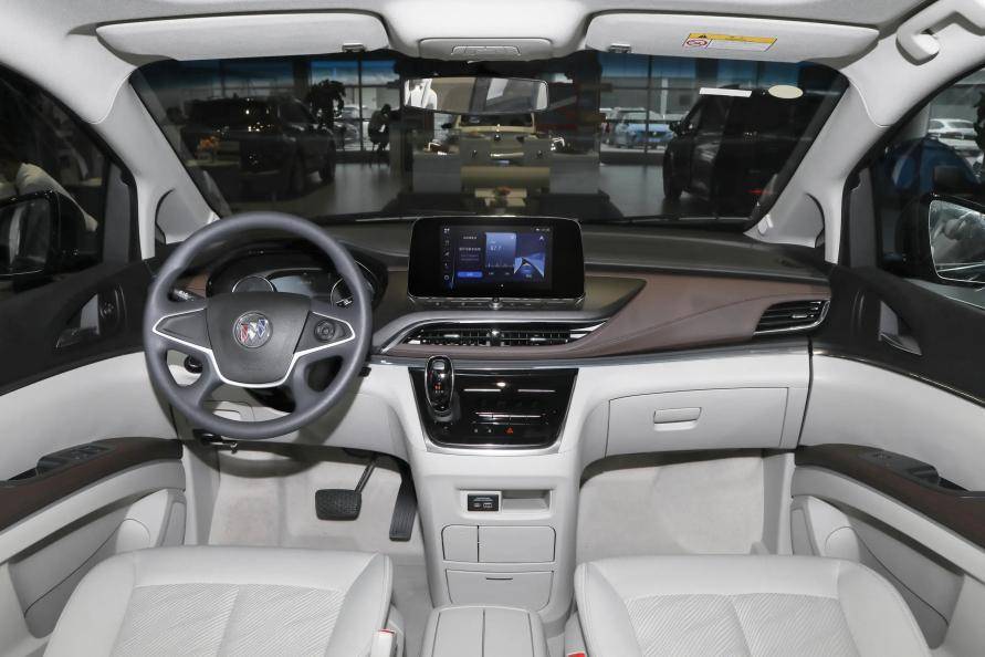 不到20万买GL8？别克GL8陆上公务舱限时19.79万起，还赠送交强险？_搜狐汽车_搜狐网