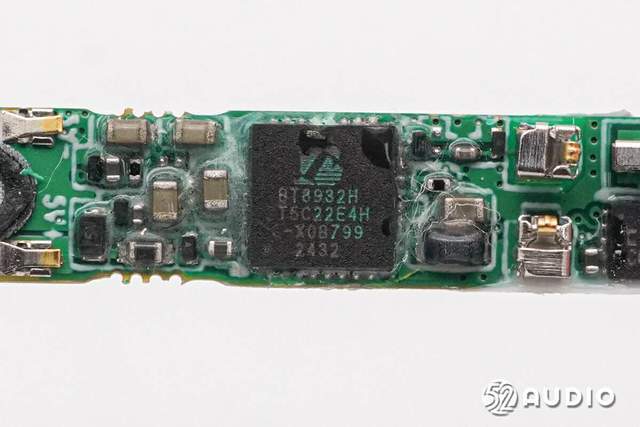 拆解报告：Baseus倍思M2s Ultra带屏真无线降噪耳机_充电_产品_支持