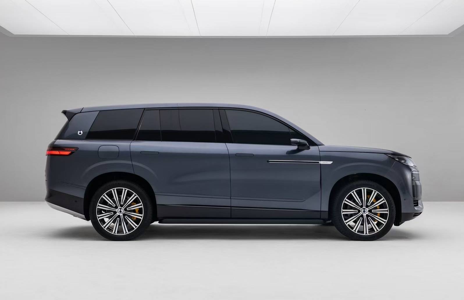 两款“大块头”SUV，领克900、腾势N9，谁的实力更强？_搜狐汽车_搜狐网