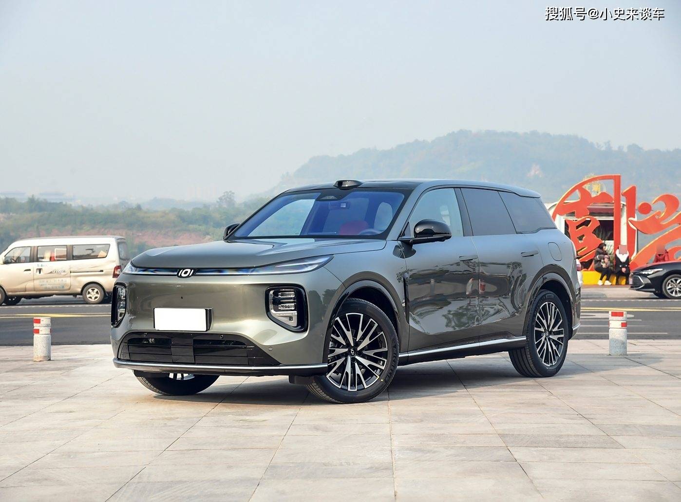 全新中大型插混SUV或不超15万！轴距超2米9，配女王副驾+魔毯悬架_搜狐汽车_搜狐网