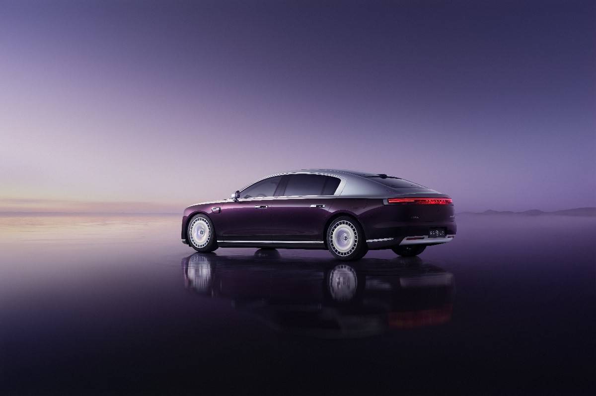 尊界S800搭载华为5D蟹行技术，重新定义汽车操控新境界_搜狐汽车_搜狐网