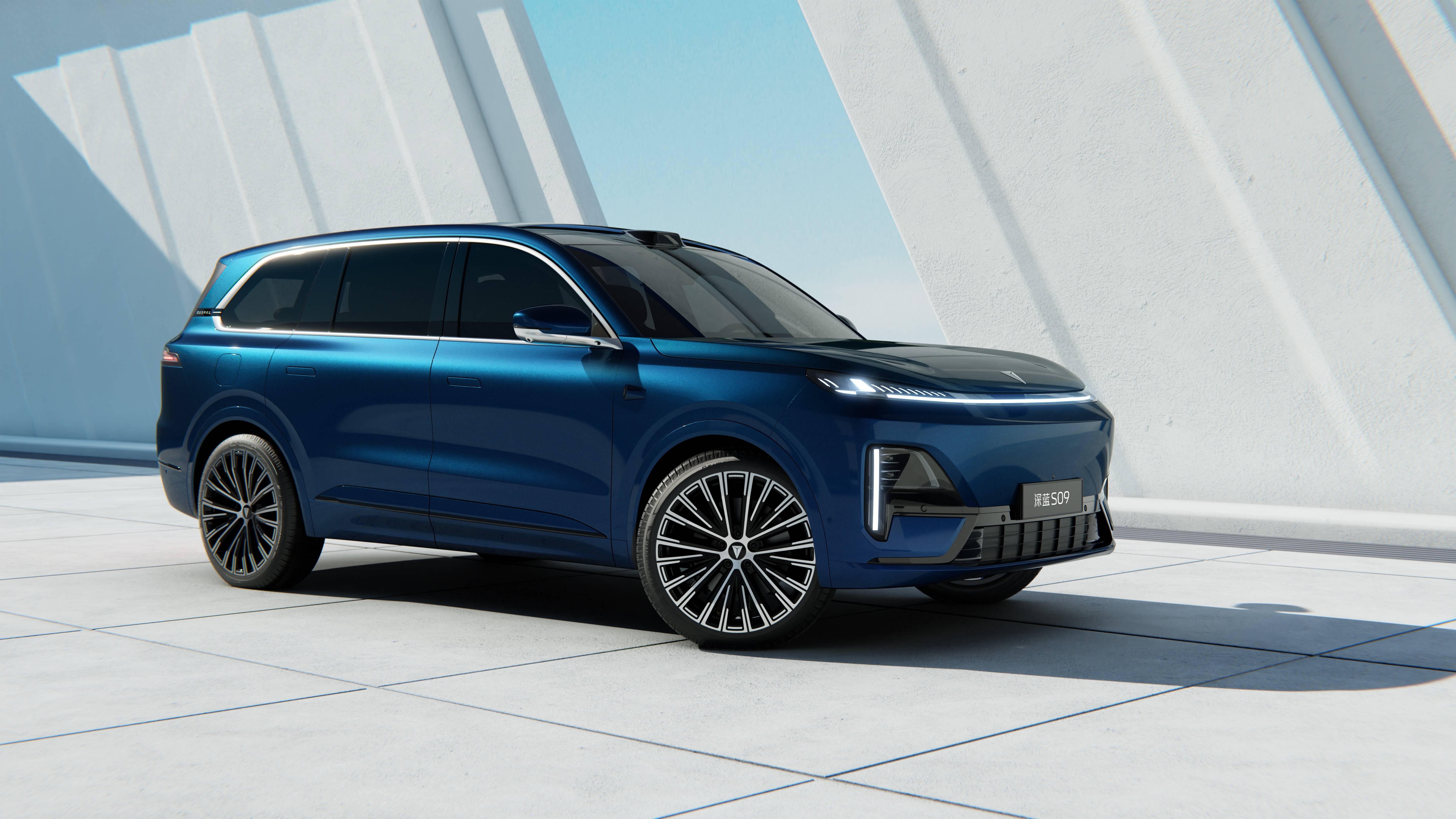 深蓝S09跟着理想L9走，从智驾到座舱都是华为的了_搜狐汽车_搜狐网