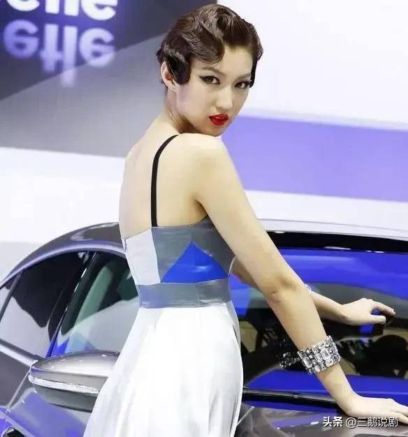 中国最美十五大美女车模排行榜，颜值身材一流，你最喜欢哪一位？_搜狐汽车_搜狐网