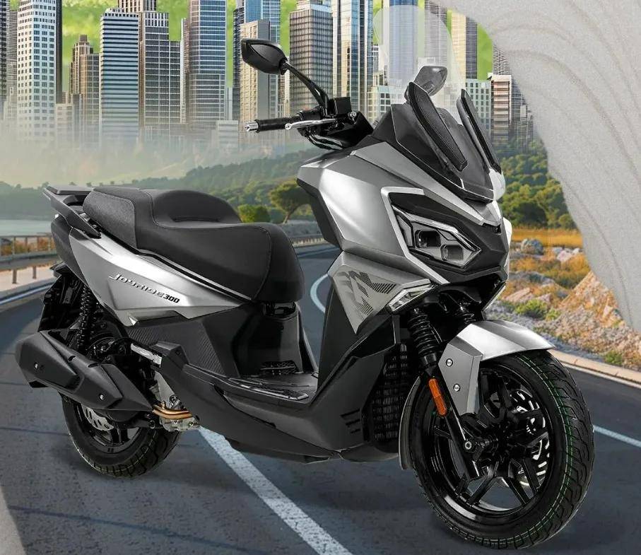 2万出头骑300cc大踏板？三阳行者300即将上市_搜狐汽车_搜狐网