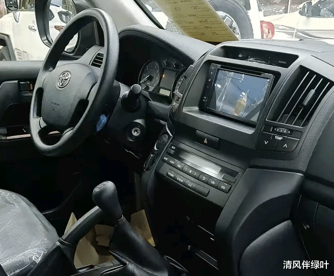 丰田陆地巡洋舰LC200：硬朗外观与舒适内饰的完美融合_搜狐汽车_搜狐网