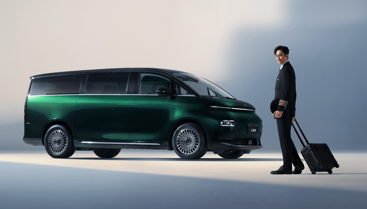 吉利“宣布”埃尔法GL8商务时代终结_搜狐汽车_搜狐网