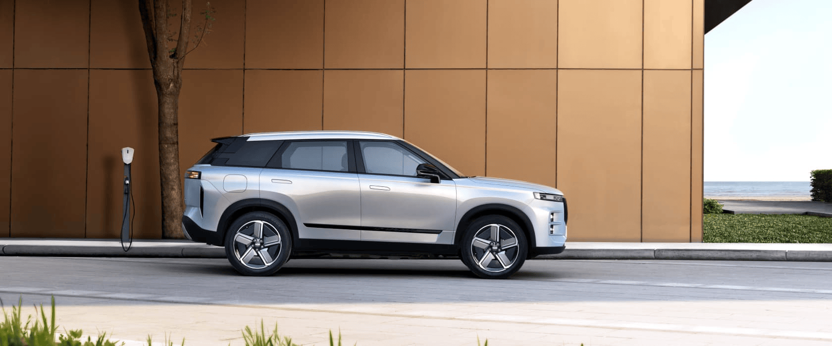 插混SUV对决：奇瑞探索06 C-DM对比比亚迪，谁更胜一筹？_搜狐汽车_搜狐网