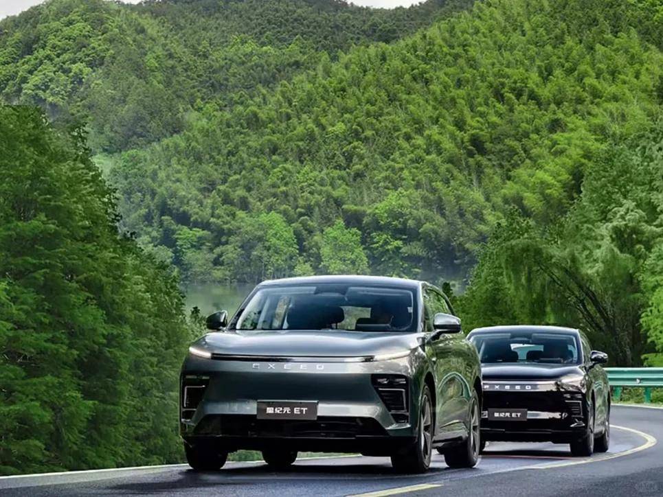 星纪元ET登场，理想L7地位受挑战，新能源市场鹿死谁手？_搜狐汽车_搜狐网