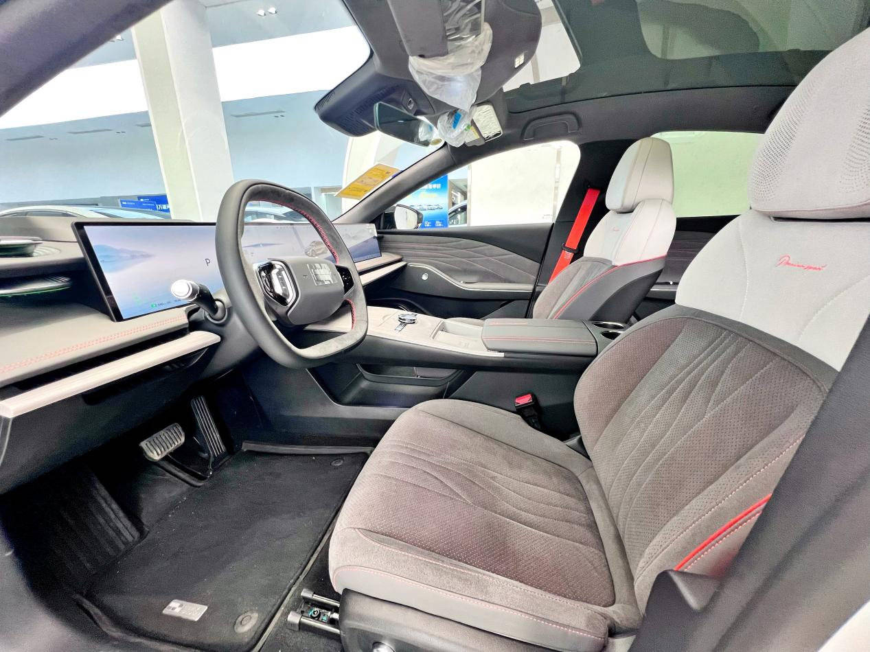 吉利银河E8：20万预算闭眼冲，纯电家轿新标杆_搜狐汽车_搜狐网