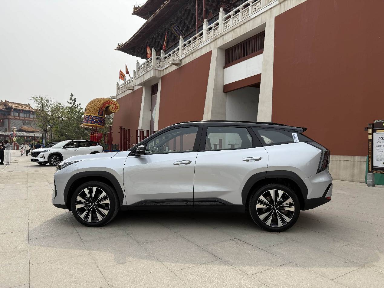 升级Flyme Auto座舱 吉利第四代博越L发布 内外均升级_搜狐汽车_搜狐网