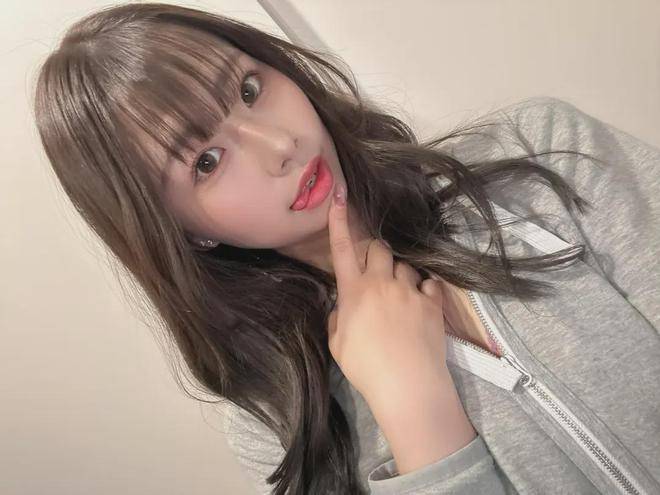 清宫仁爱：日本模特身高172cm，三围数据揭秘！_Toa_宮仁_时尚