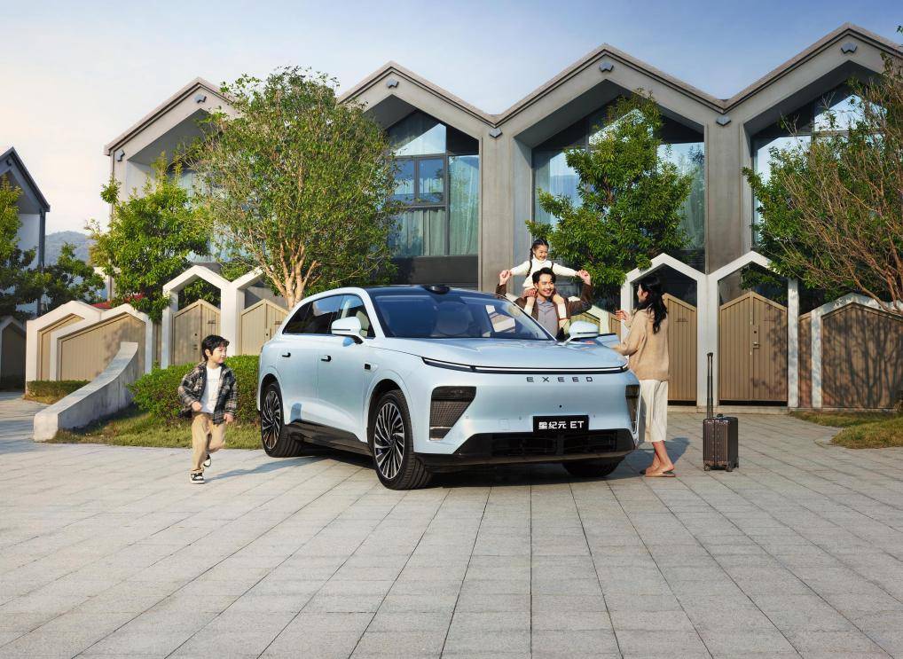 星纪元ET：黄金增程、雪豹四驱、猎鹰智驾，三叉戟科技碾压理想L7_搜狐汽车_搜狐网