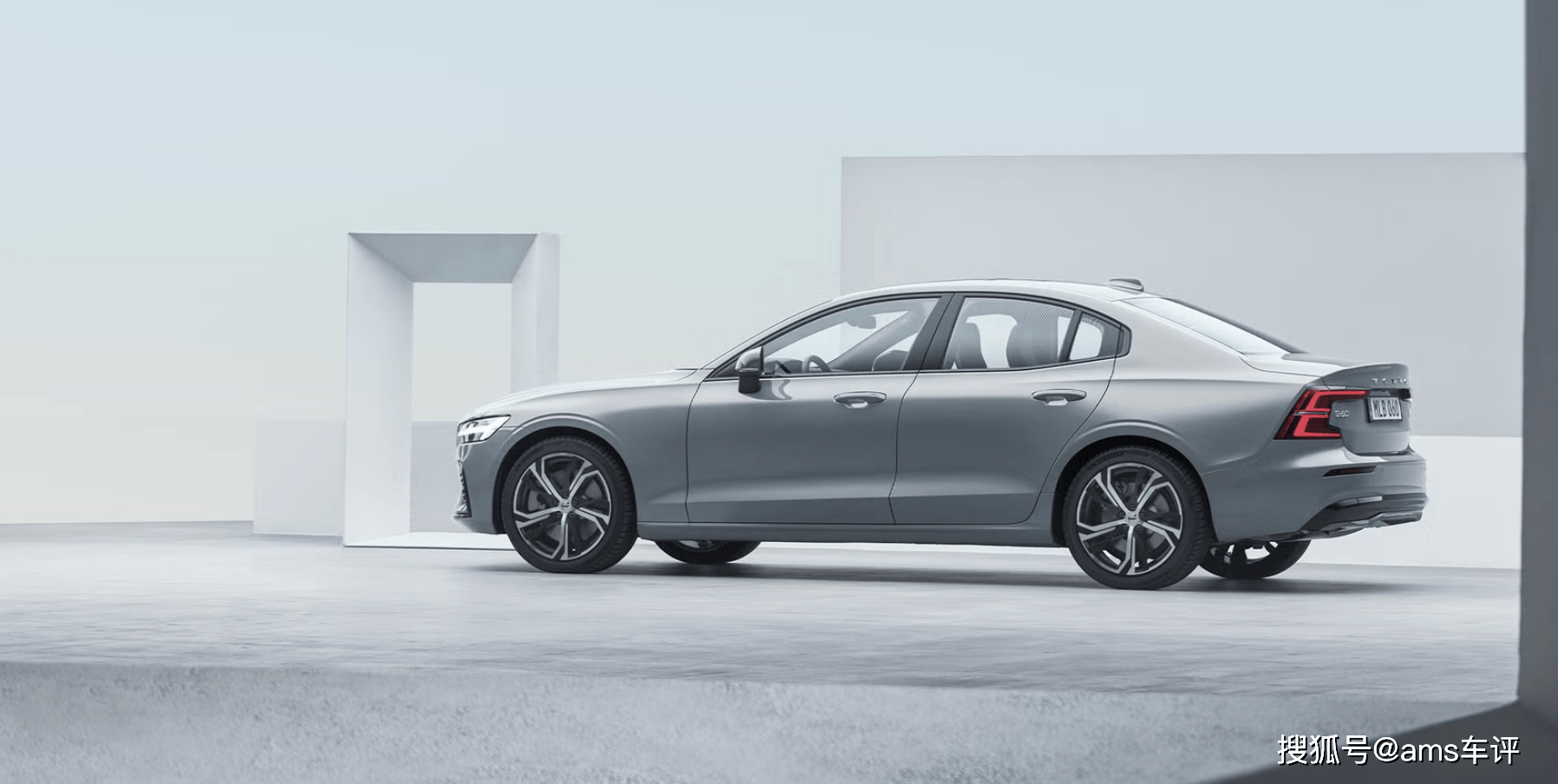 二线豪华反攻战：凯迪拉克CT5、捷豹XEL、沃尔沃S60，BBA之外的新选择？_搜狐汽车_搜狐网