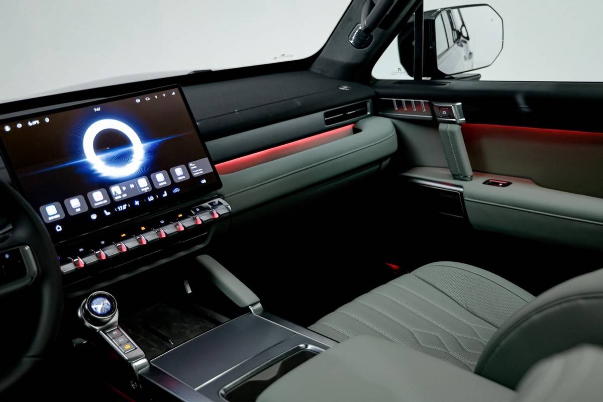 华为全家桶加身，猛士M817把压力给到了方程豹和坦克_搜狐汽车_搜狐网