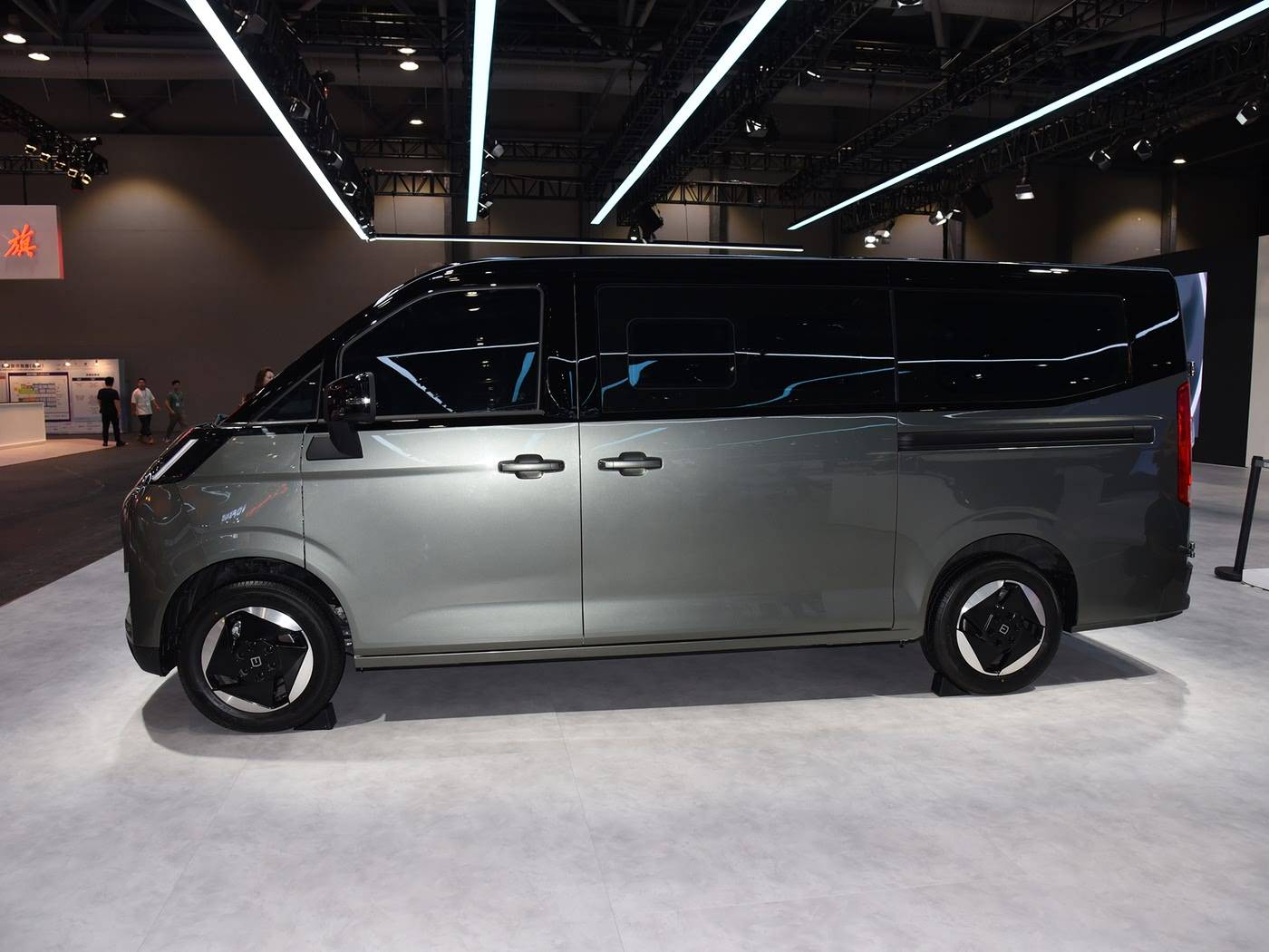 远程星享V7E亮相香港车展！预售8.99万起，460km续航+7.5立方容积_搜狐汽车_搜狐网