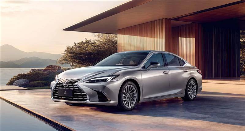 低配配置比高配丰富，价格还更低！雷克萨斯ES200倒反天罡了？_搜狐汽车_搜狐网