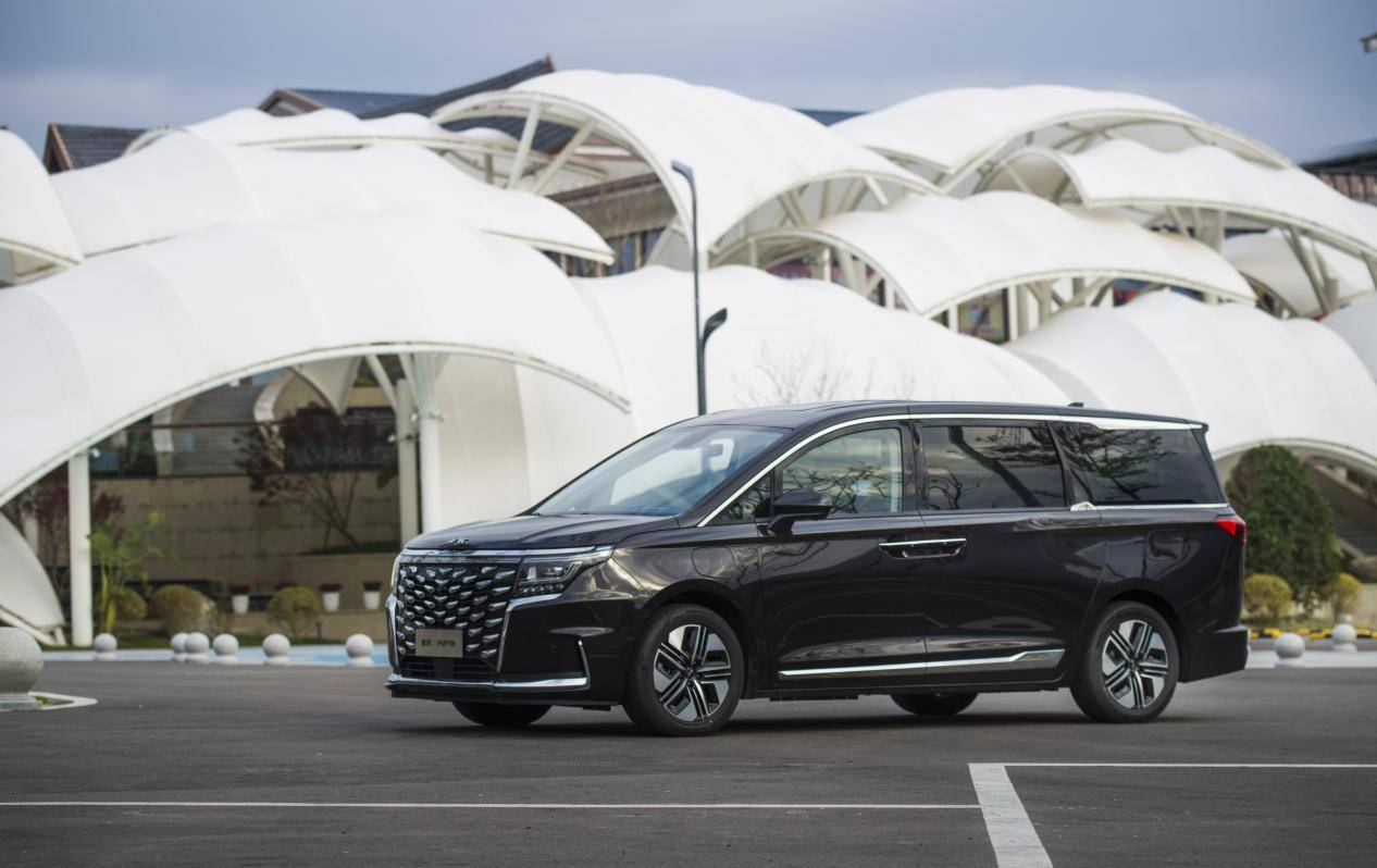 20万级MPV市场“卷王”来袭！江淮瑞风RF8 PHEV 凭啥“霸榜”_搜狐汽车_搜狐网